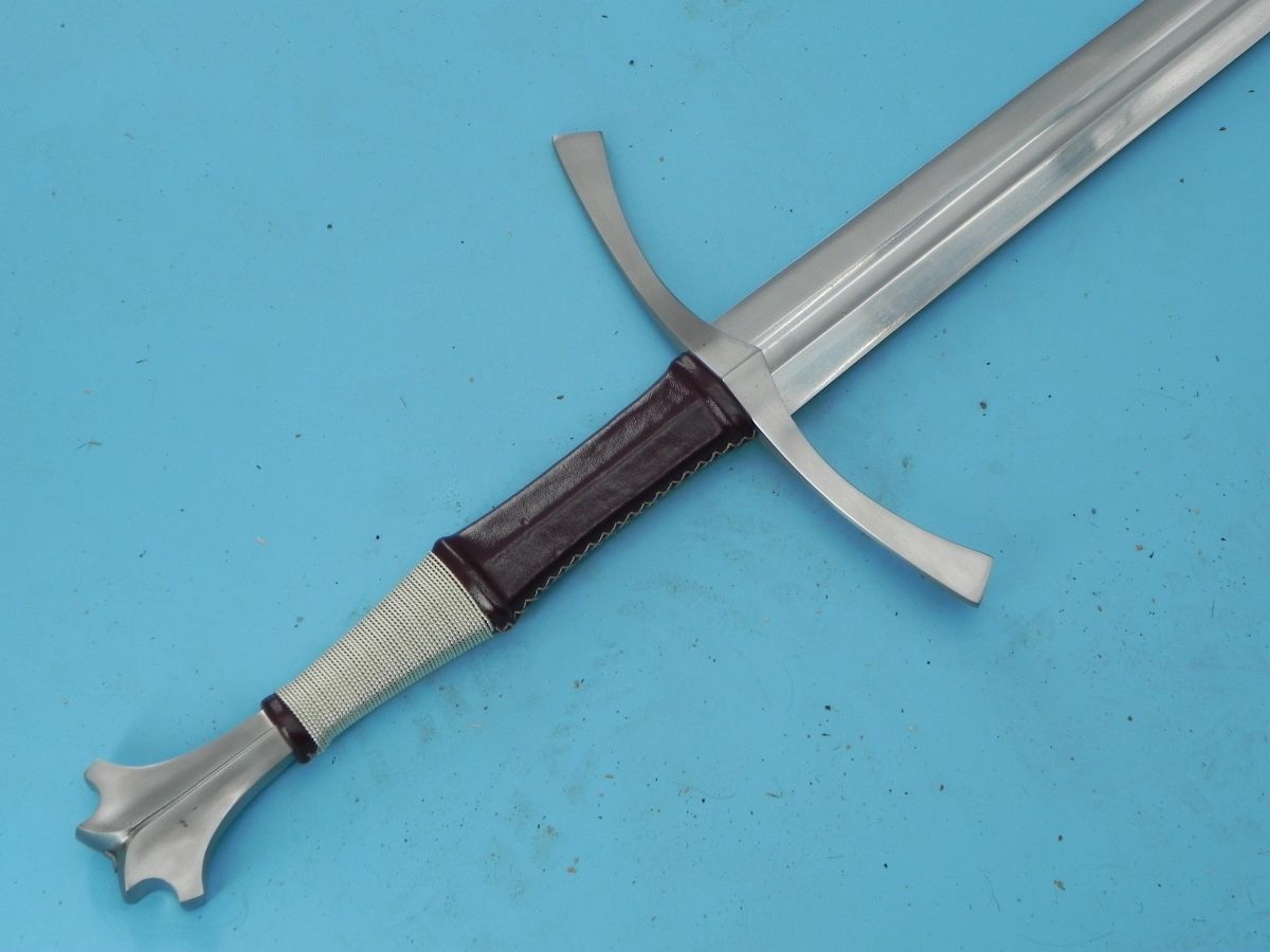 Type 16A Longsword with Wirewrap and Leather Grip
