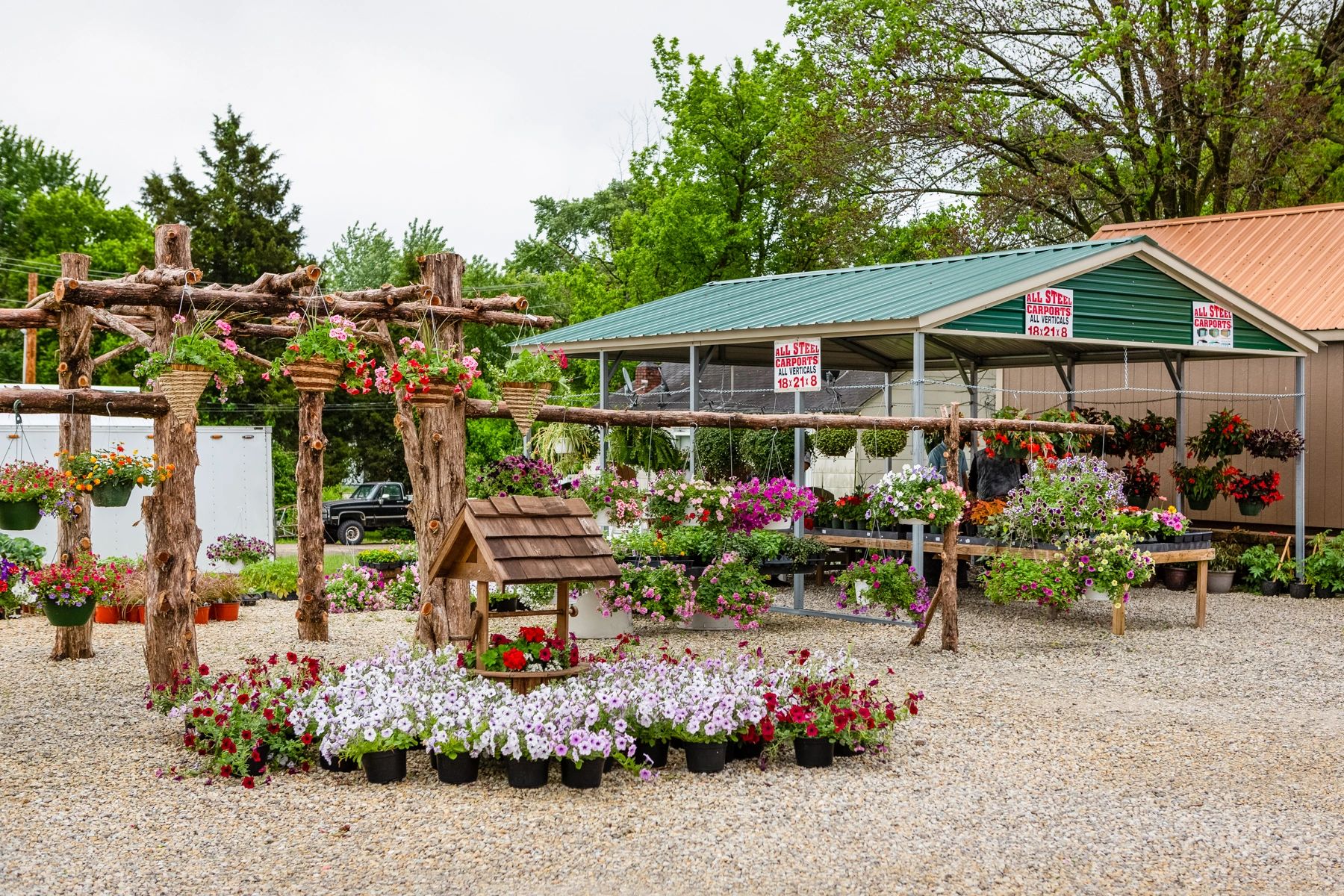Countryside Farm + Market - Flowers - Cuba, Missouri
