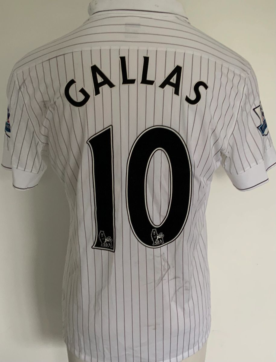 Arsenal 2009 - 2010 White 3rd Kit Match Worn Gallas Large 4