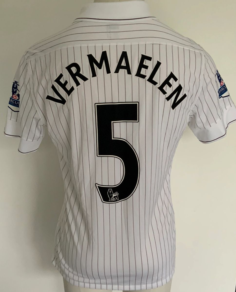 Arsenal 2009 - 2010 White 3rd Kit Match Worn Vermaelen Large 3