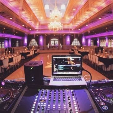 DJ, Wedding DJ, Event DJ, Disc Jockey - Professional Sounds