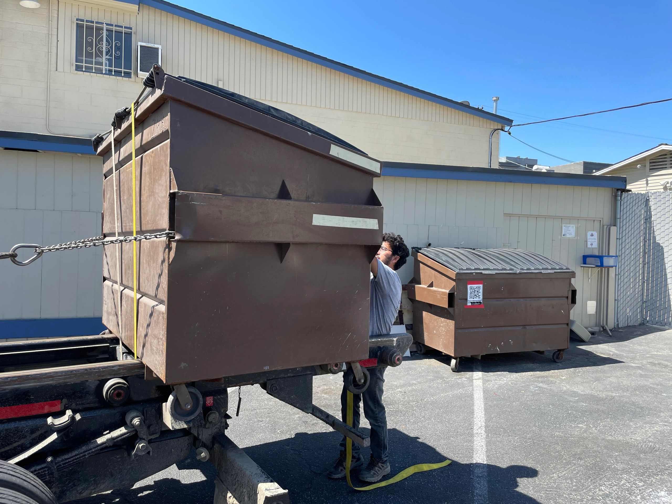 Dumpster Sizes | D&W Dumpsters