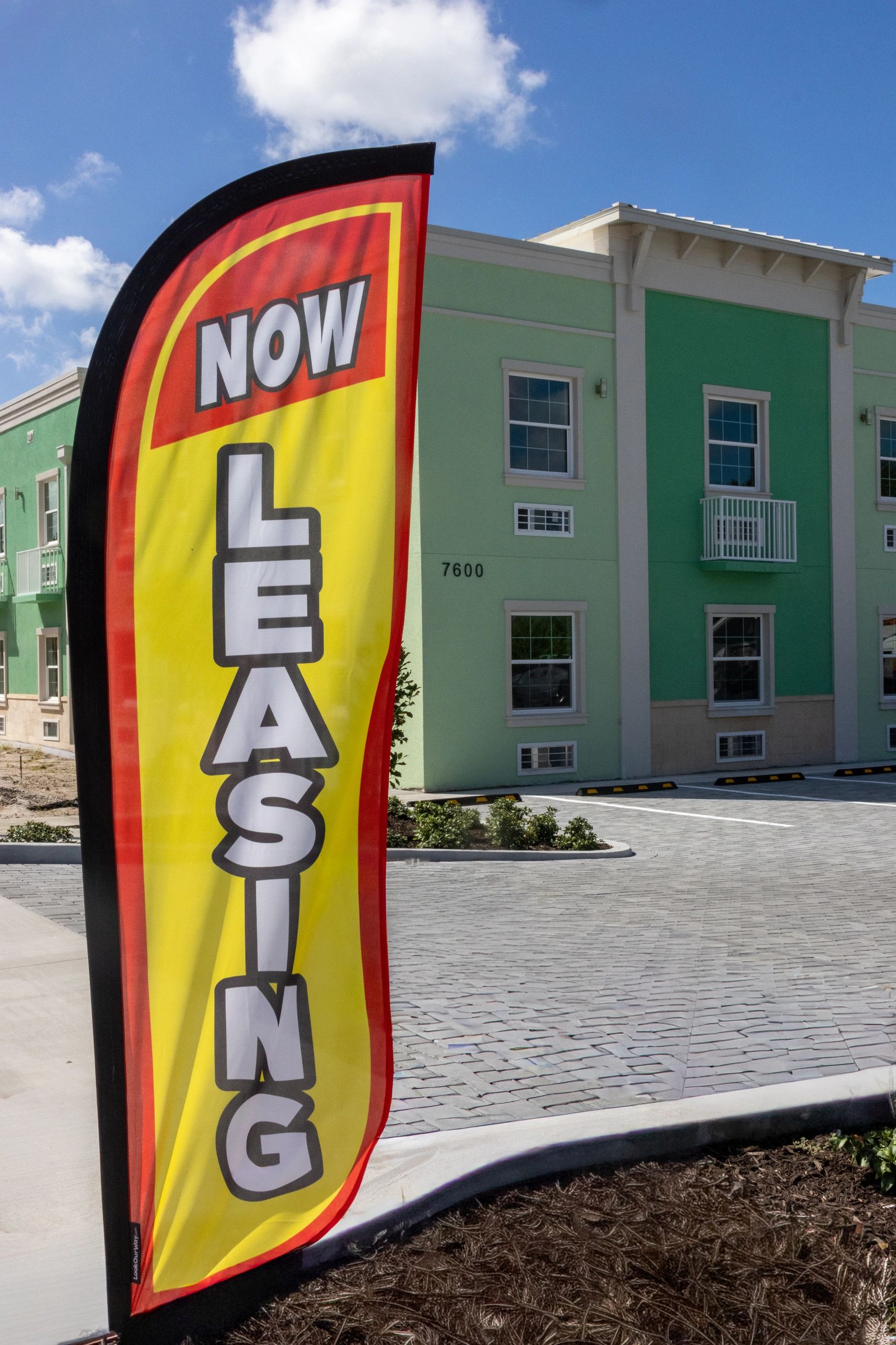 Retired Living Community | Emerald Court Retirement Residences