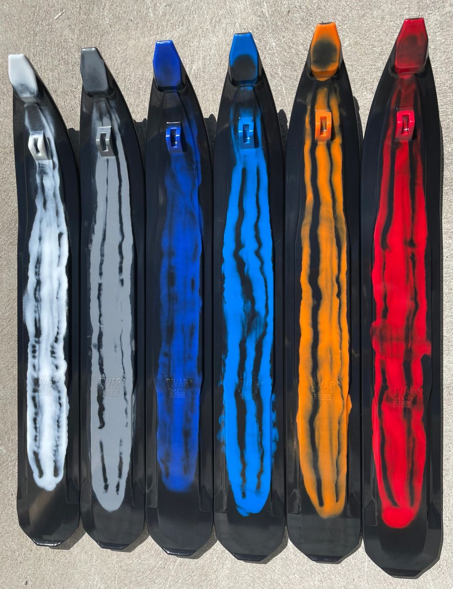 ORIGINAL COLORED SKIS