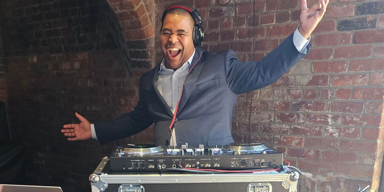 About | DJ Jay Storm