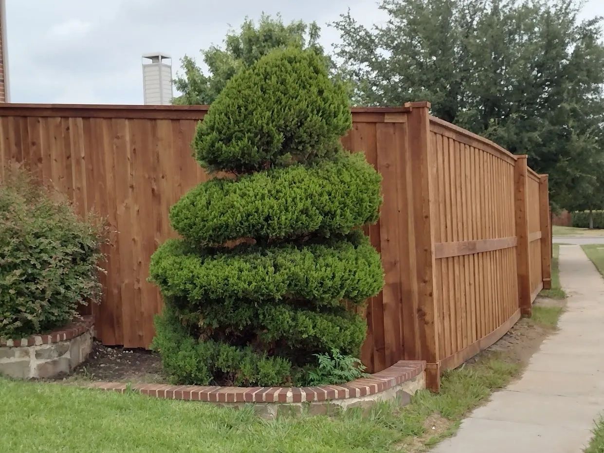 ARLINGTON FENCE - Quality Cedar & Metal Fences, Drive Gates, Iron Fence ...