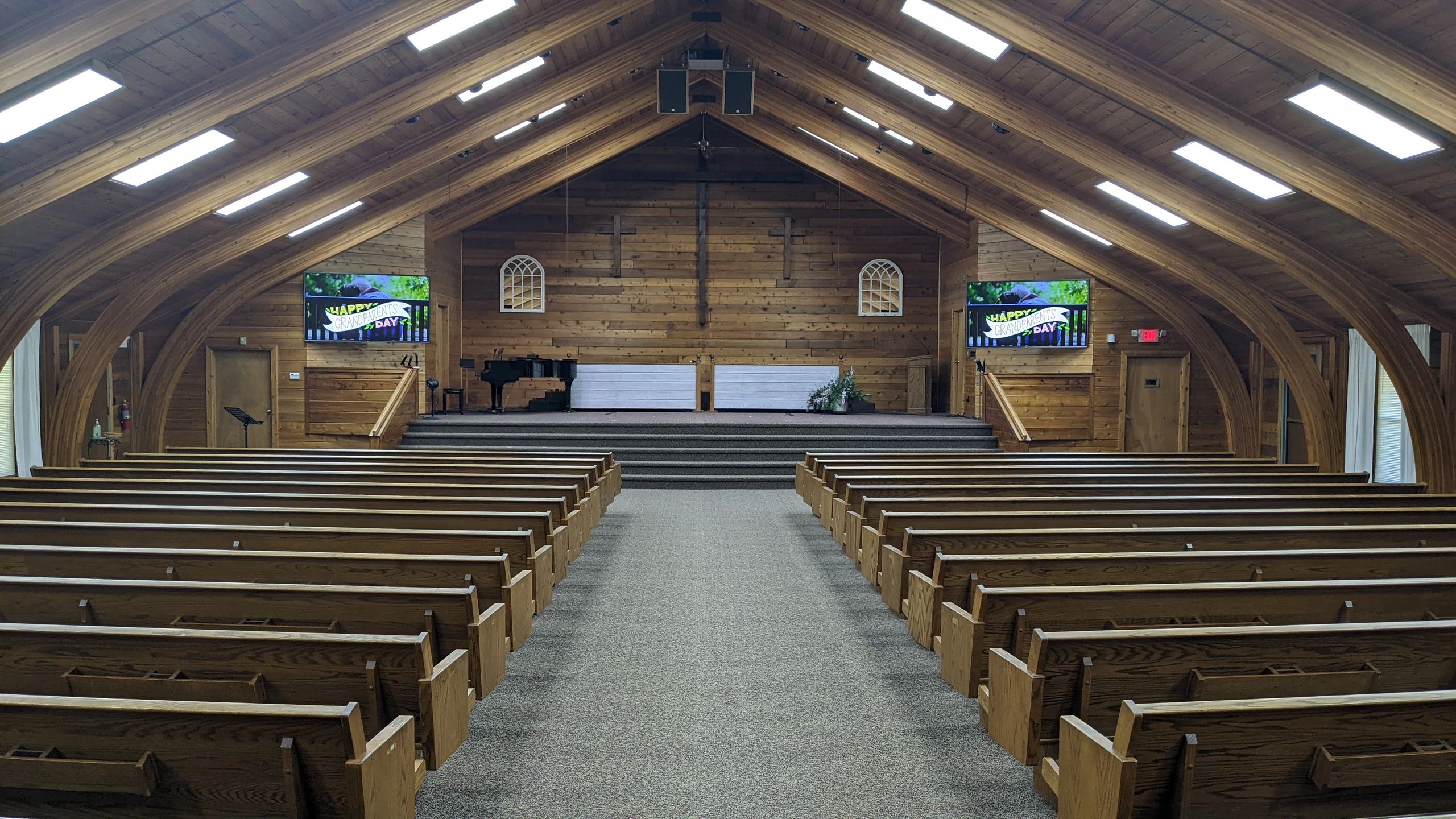 Home [cornerstonerockford.com]