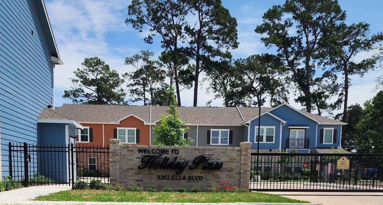 Holiday Pines Townhomes