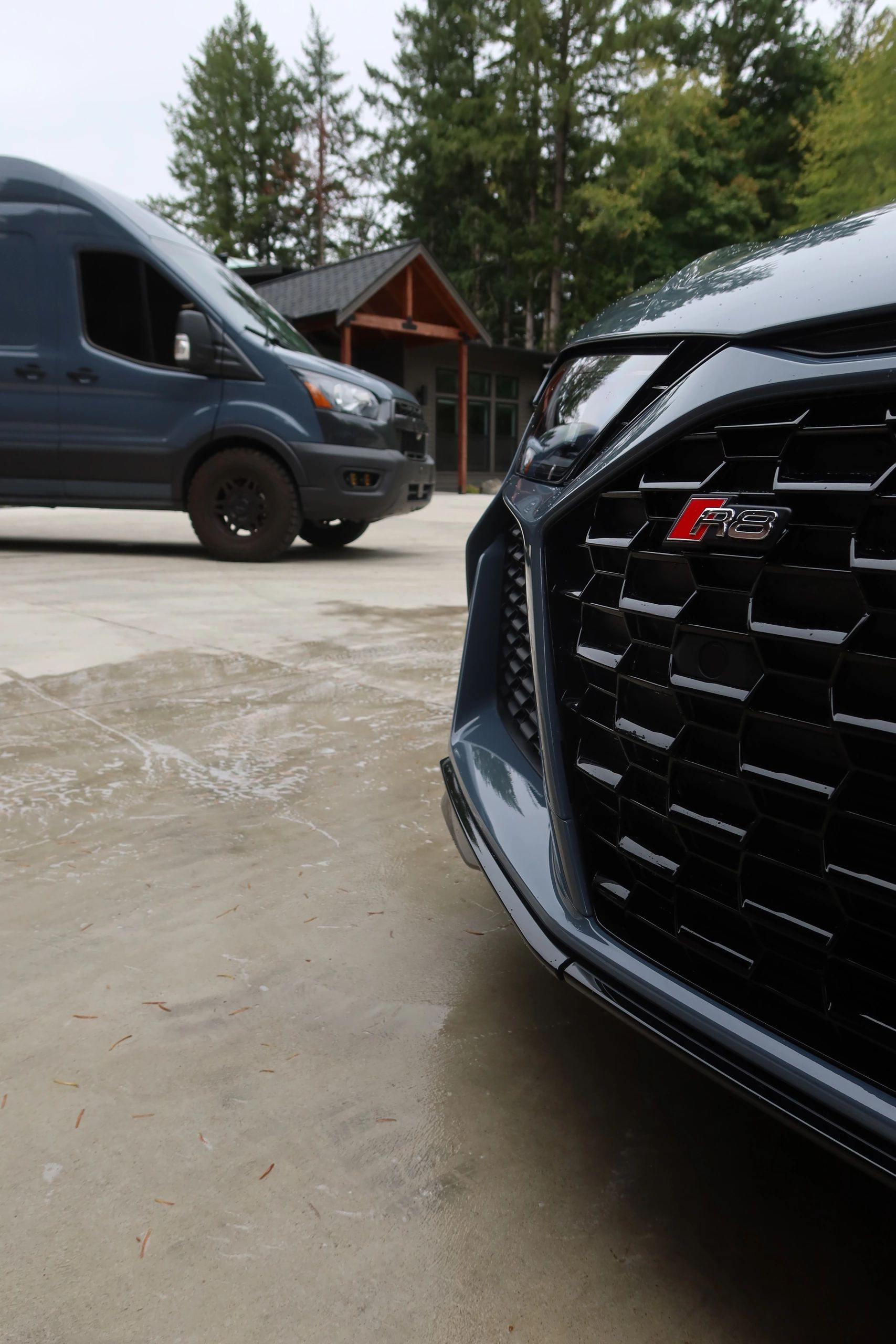 Graham Motor Sports Autosalon - Photo, Cars, Detailing