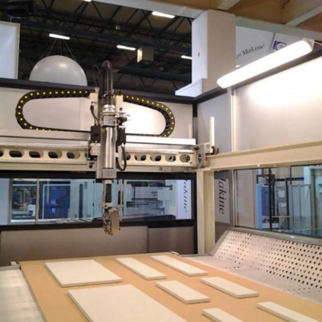 VD Cobra CNC Type Sprayer | Total Finishing Solutions