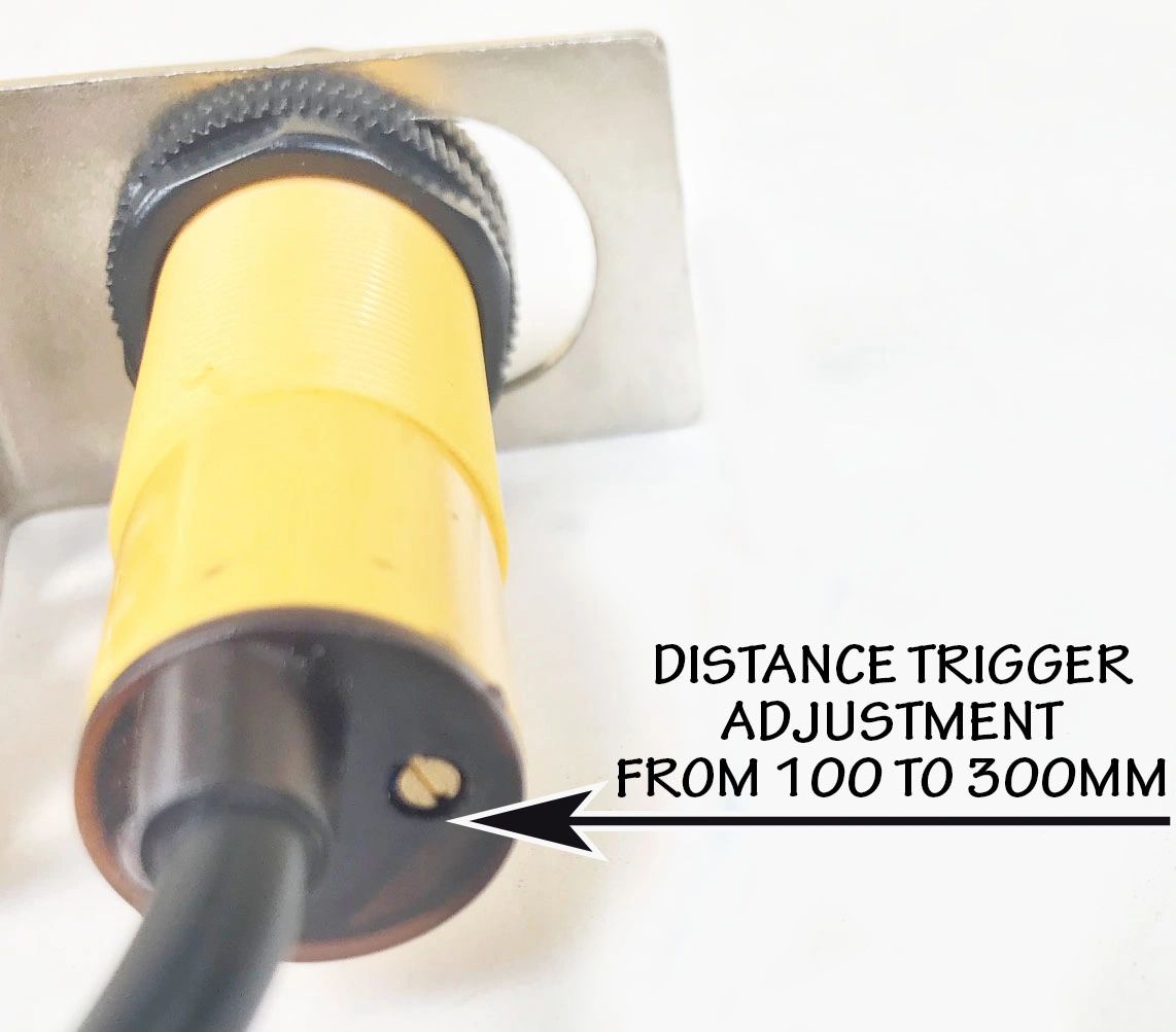 Infrared bounce back sensor, 30 to 800mm Sensitivity