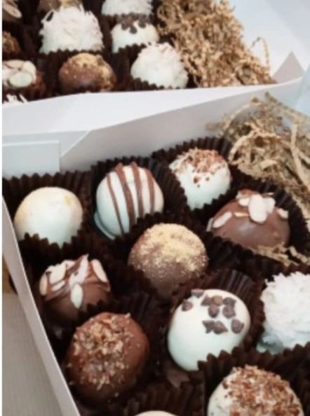 Luxe Assorted Cakeballs