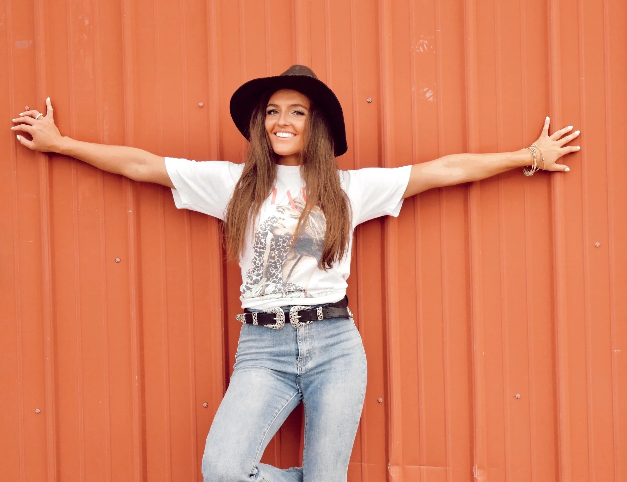 Dara Niemi - Country Musician, Country Music