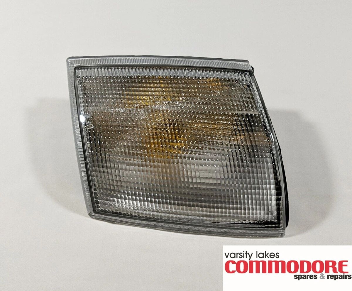 VK Commodore Calais Berlina LH Corner Indicator Lamp Light