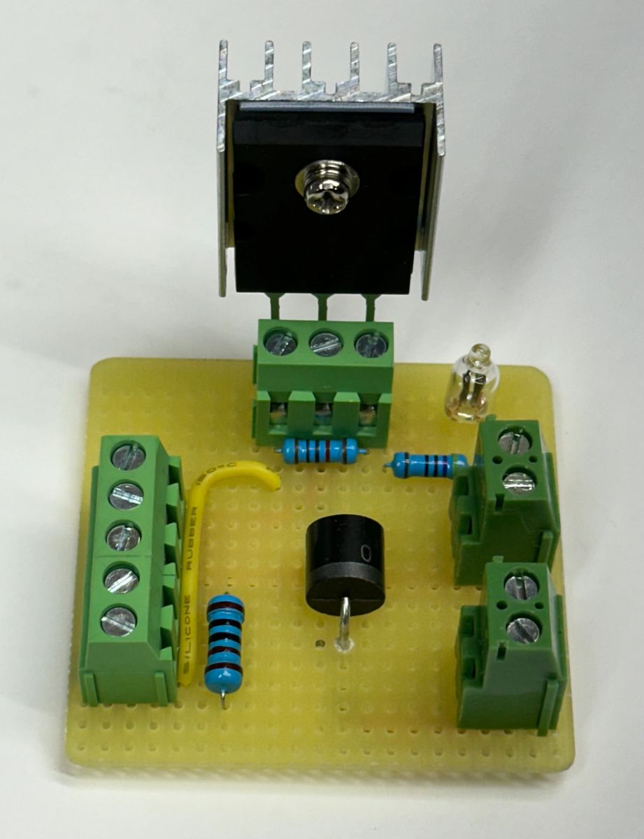 Oscillator circuit small