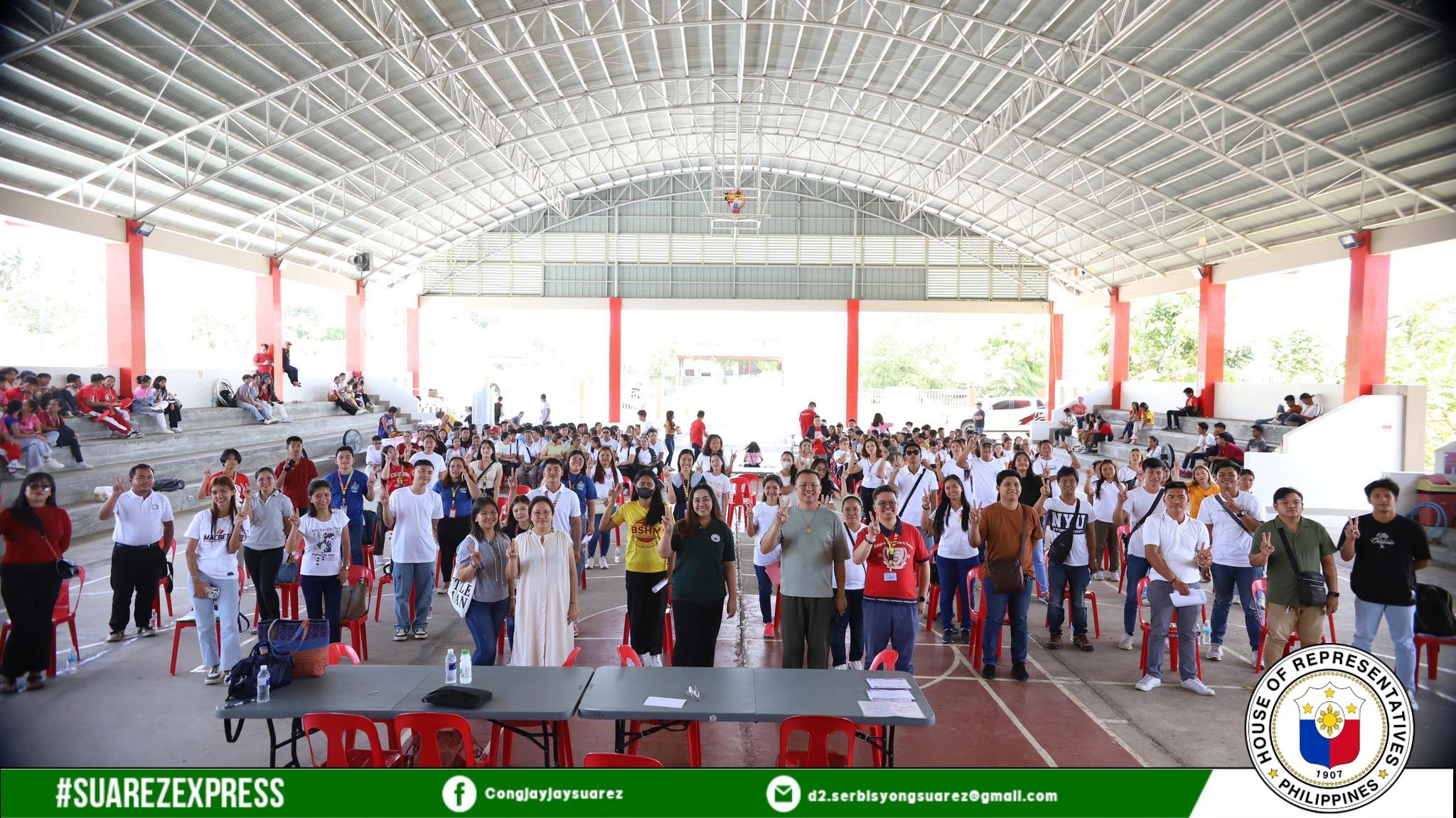 Serbisyong Suarez Nagbigay Tulong sa Scholars ng Colegio