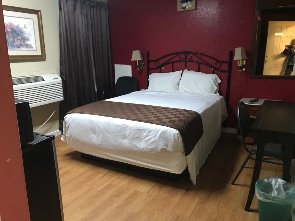 Outpost Motel