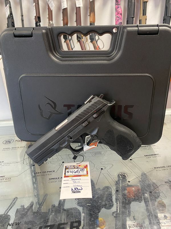 Spray and Pray Guns & Ammo - Gun Store, Gun Range