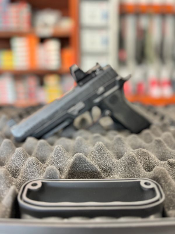 Spray and Pray Guns & Ammo - Gun Store, Gun Range