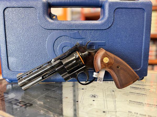 Spray and Pray Guns & Ammo - Gun Store, Gun Range