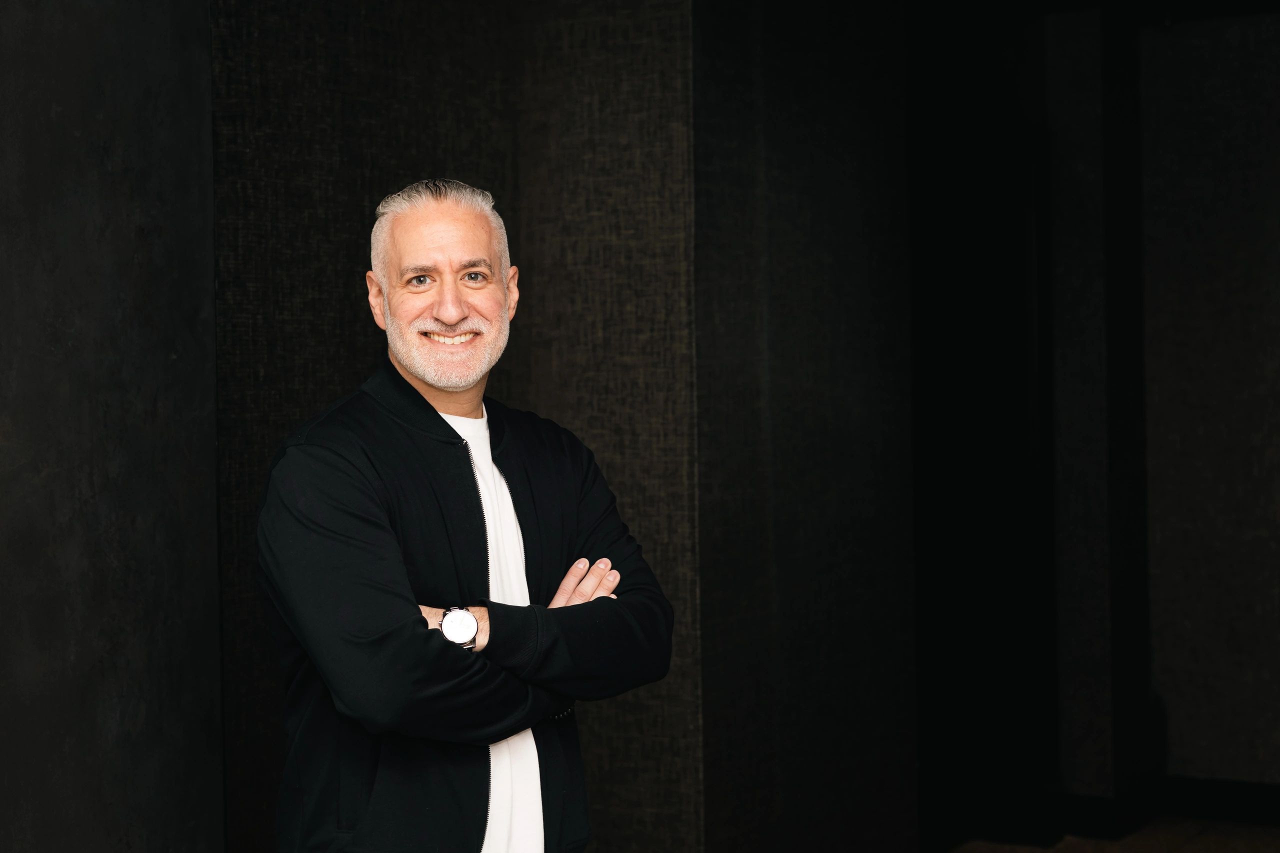 Experienced Entrepreneur, AI Public Speaker - Eric Riz