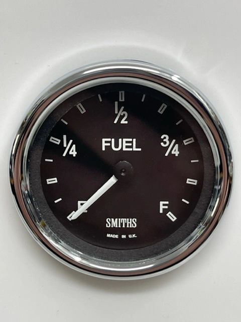 BF2242-33CB Smiths Cobra Fuel Level LED
