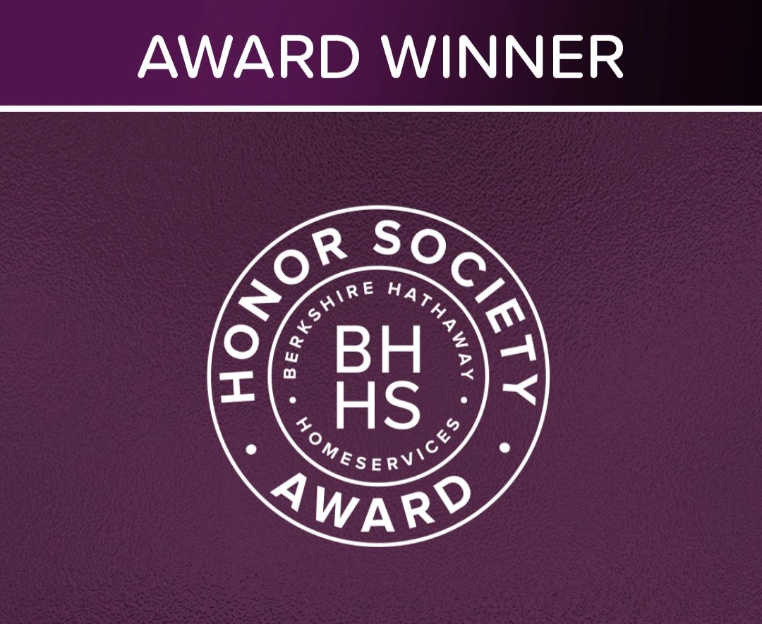 Miranda Receives Top Real Estate Agent Award