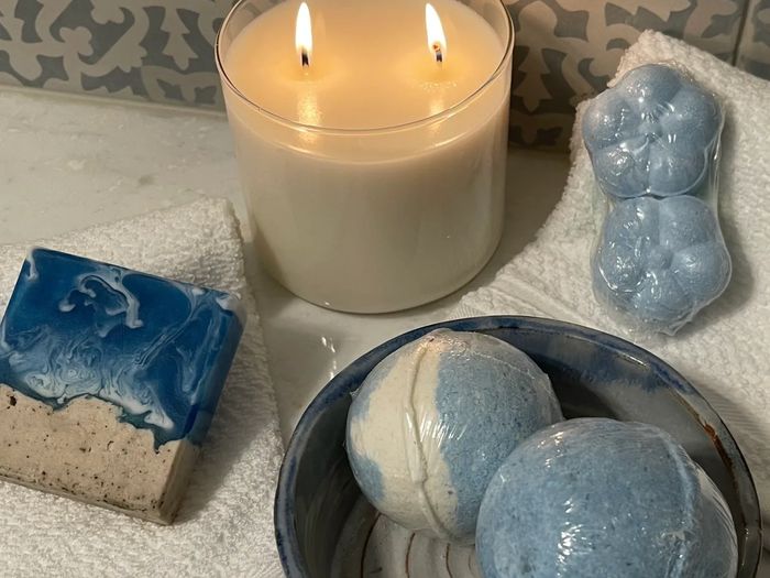 PJ's Soaps & Bombs - Bath Bombs, Bath Soaps, Shower Steamer PJ's Soaps & Bombs - Bath Bombs, Bath Soaps, Shower Steamer