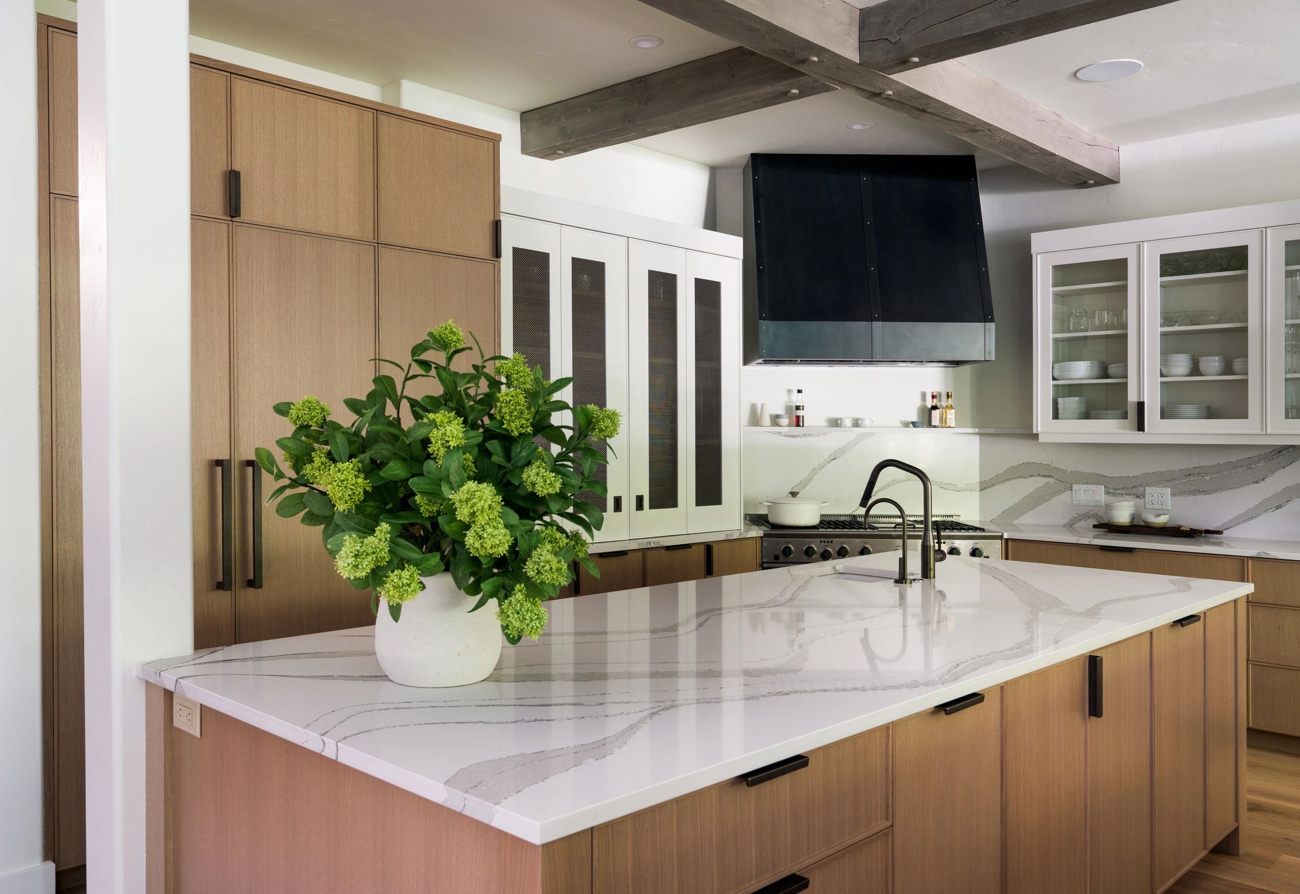 Sun Valley Rug & Tile