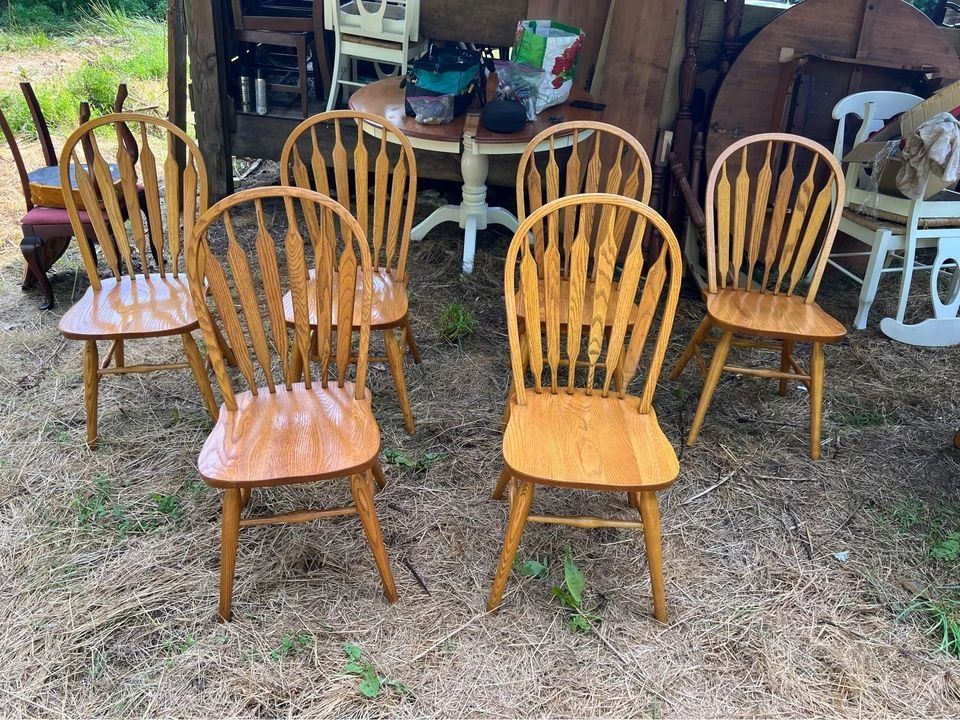 Set of Six Vintage Solid Oak Dining Chairs by Virginia House Furniture ...