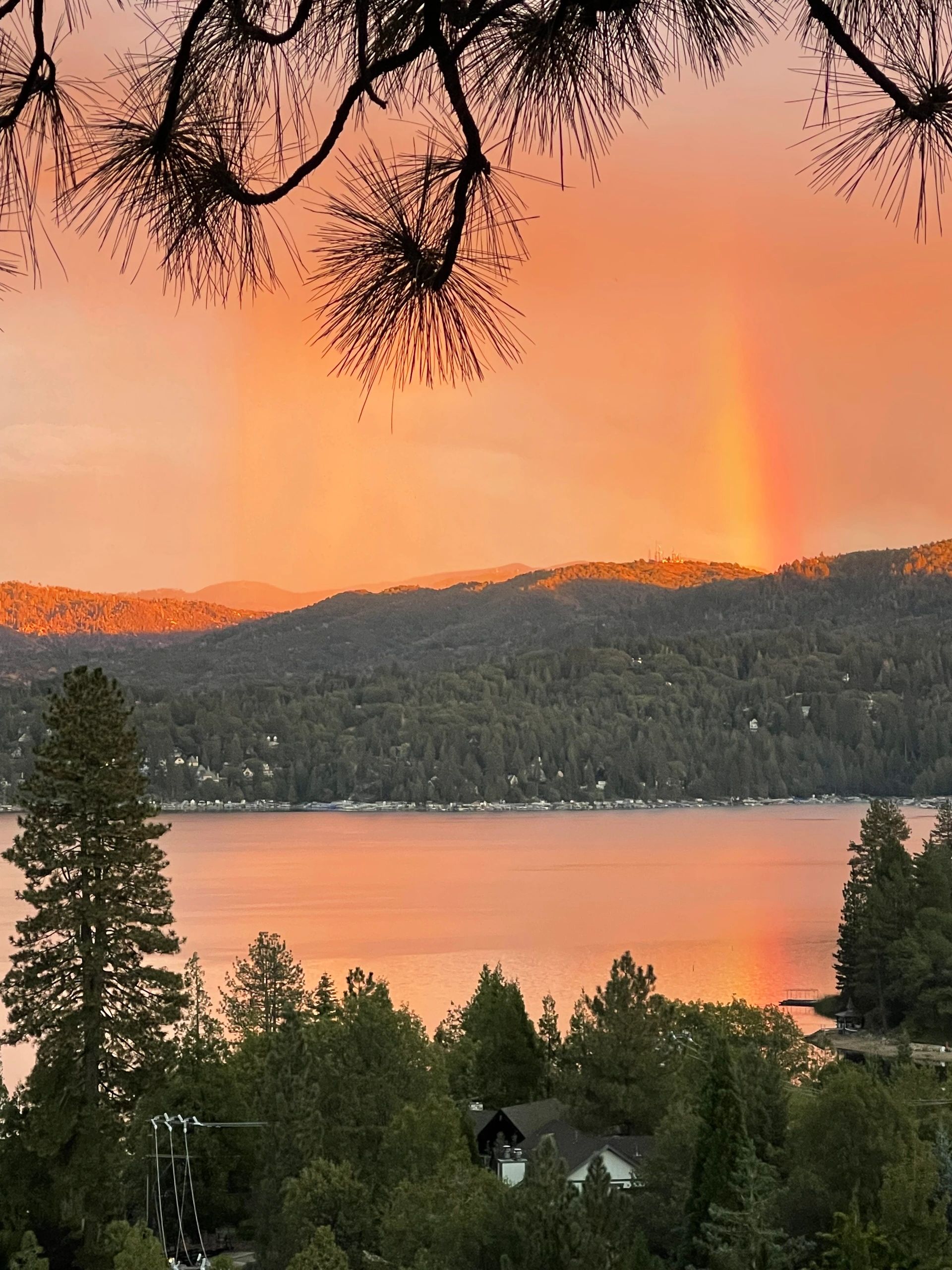 Surreal Feel Lake View Chalet: Your Dream Lake View Vacation Rental