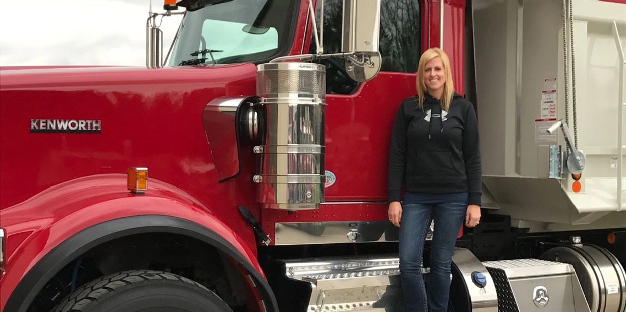 About | Tracey Trucking