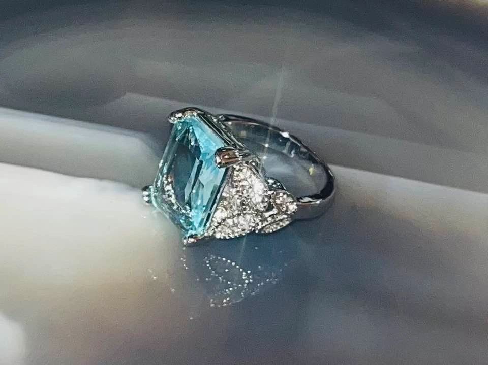 Lakshmi - A Direct Link To The Goddess Lakshmi. Massive Success ...