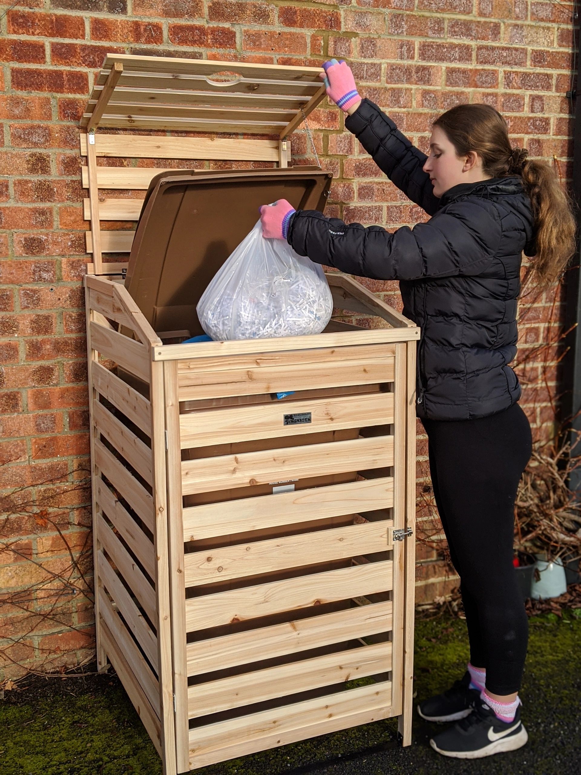 Wheelie Bin Hideaways Susany Single Wheelie Bin Shed Wheelie Bin Store ...