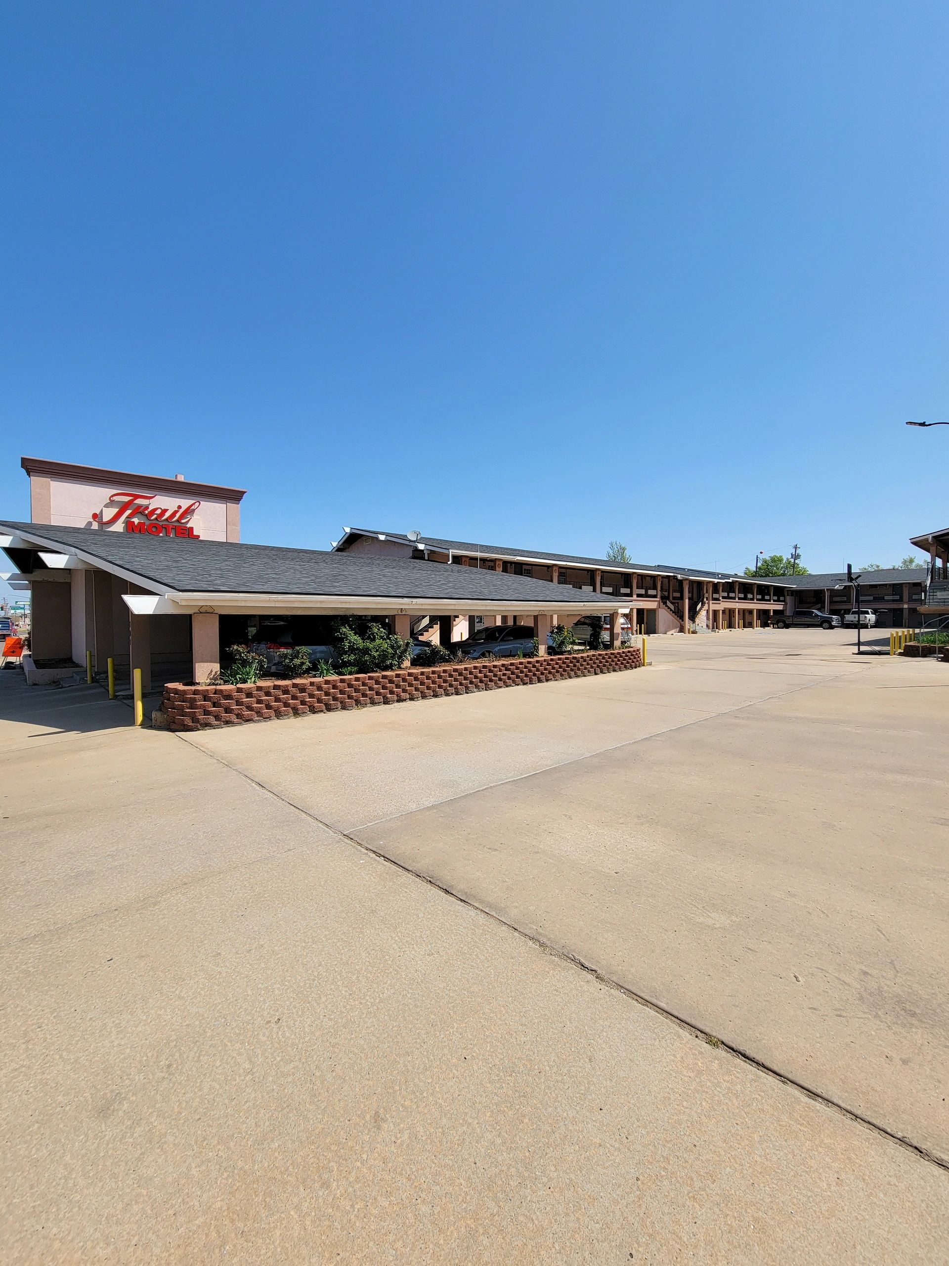 Book Your Stay at Trail Motel and Enjoy Our Hotel Amenities