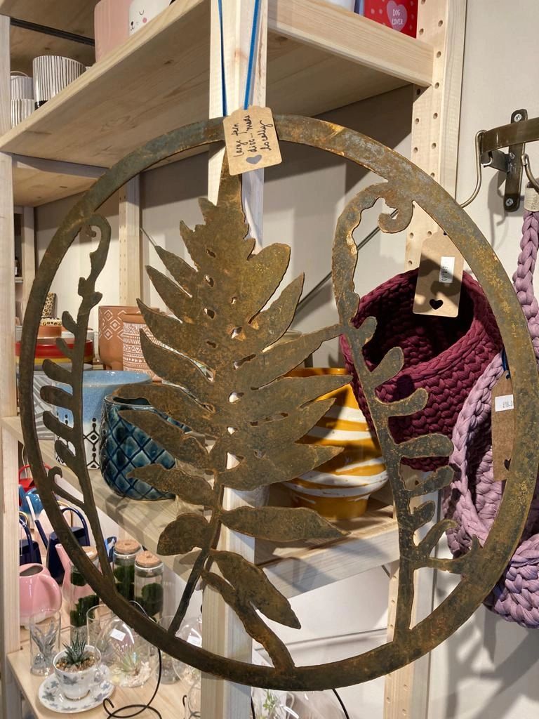 Large Fern Leaf Disc