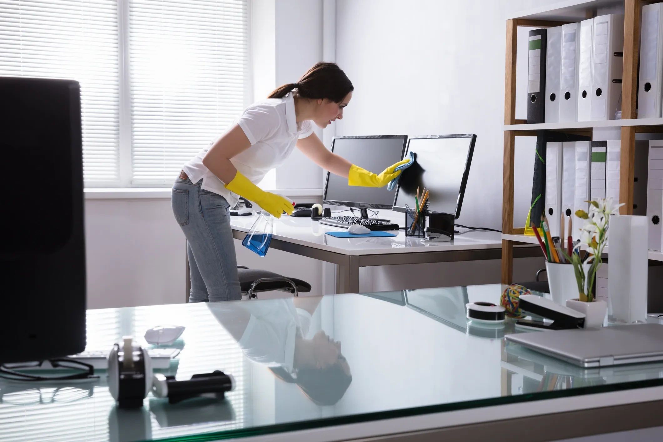 Workspace Solutions for Clean and Productive Places