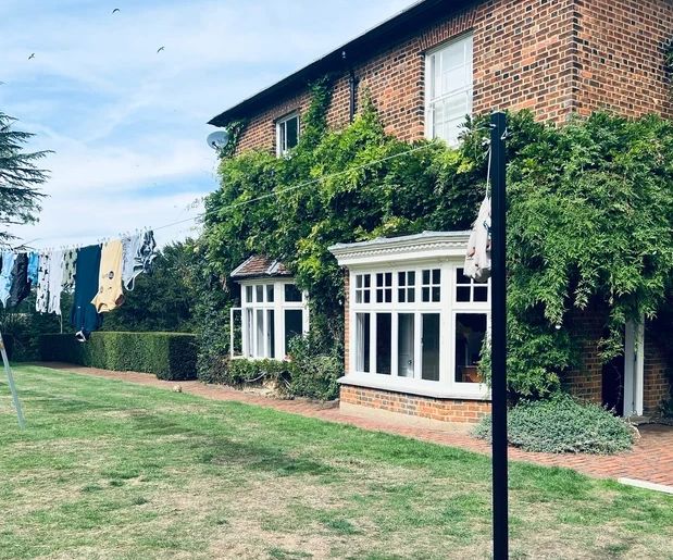 Why Your Garden Deserves Our Heavy-Duty Metal Washing Line Poles