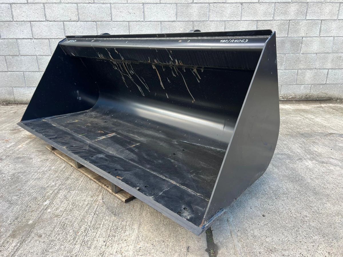 JCB 1m3 Bucket for telehandler (NO WEAR EDGE)