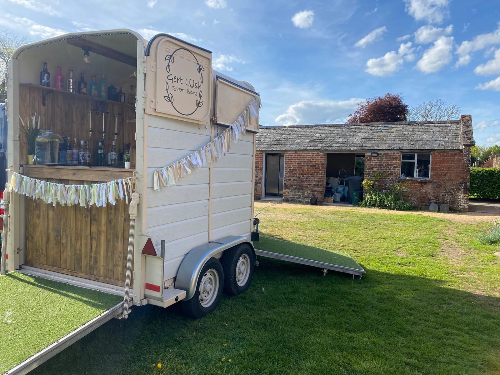 Gert Lush Event Bars - Mobile Bar, Bar hire, Devon