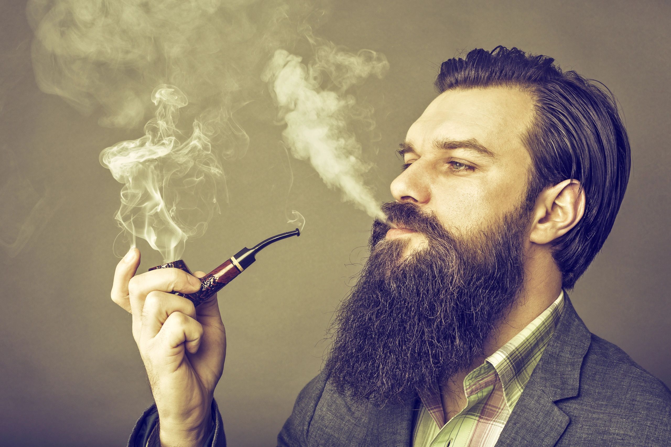 Can Smoking a Pipe Make You a Better Man?