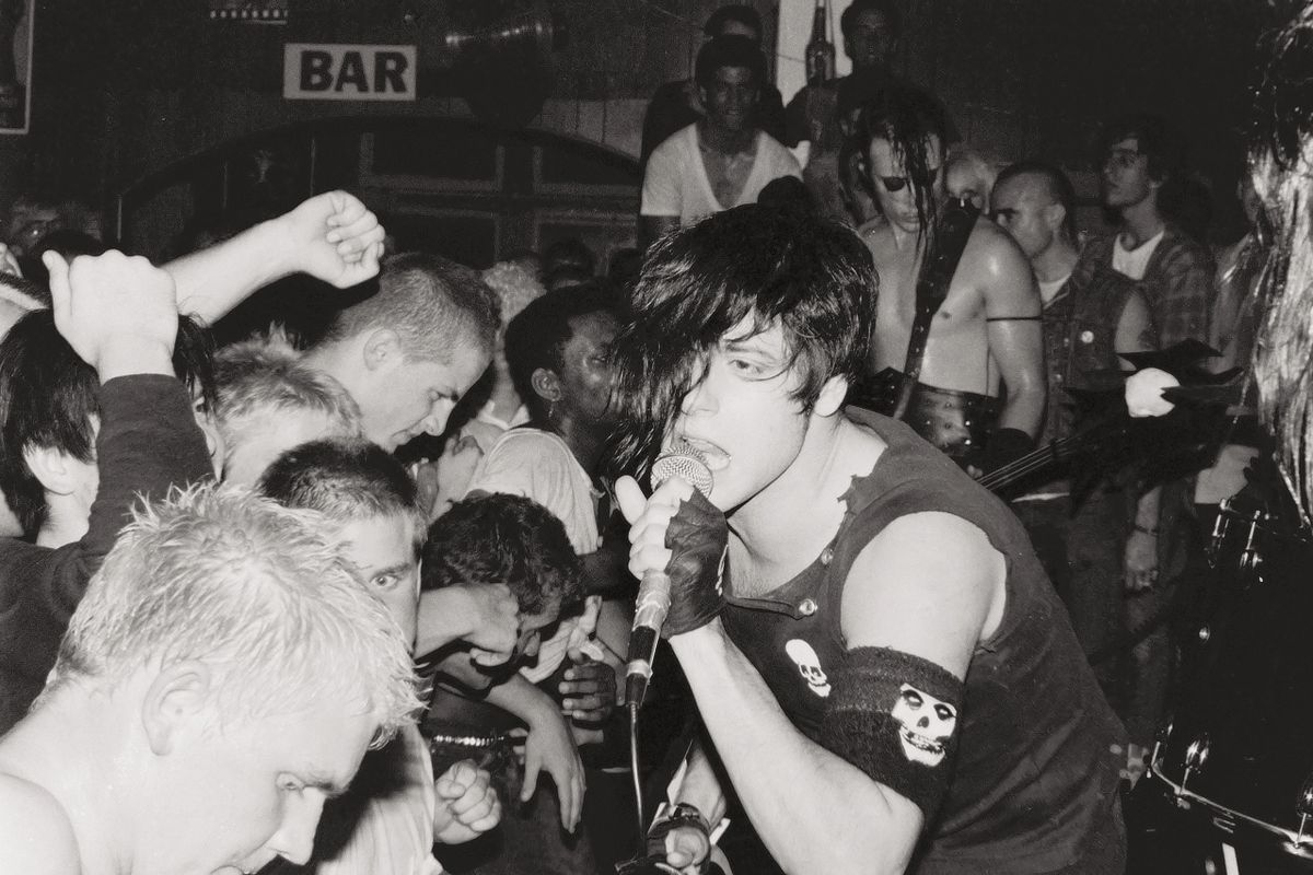 The Misfits - 10/1/1982 - Bob's Place Los Angeles - Signed 12" x 18 ...