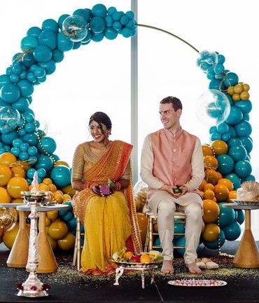 BRONZE BALLOONS - Balloons, Party Decor