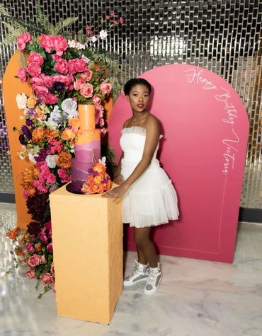 BRONZE BALLOONS - Balloons, Party Decor