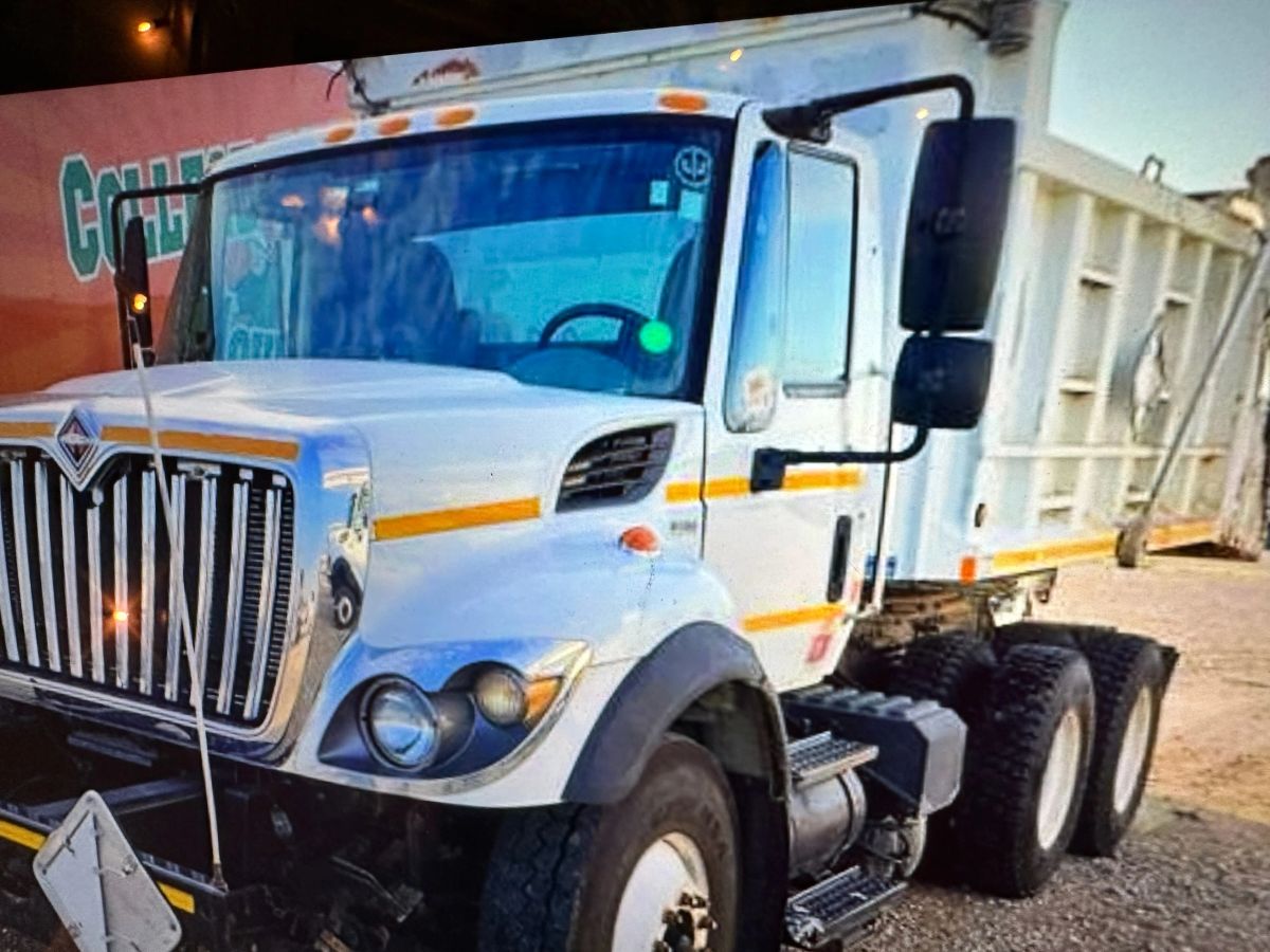 2010 INTERNATIONAL HI-RAIL RAILROAD ROTARY DUMP TRUCK