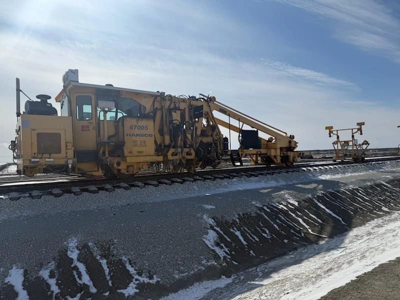 JACKSON 6700 BIG CAB PRODUCTION RAILROAD TAMPER WORK READY