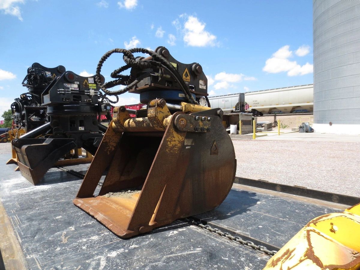360 DEGREE GRIP AND DITCH 4 DYMAX CLAM BUCKET SN# 153249 - CAT 312 LINKAGE