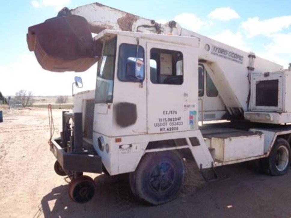 BADGER HYDROSCOPIC DITCHER EXCAVATOR GRADEALL DIGGING MACHINE