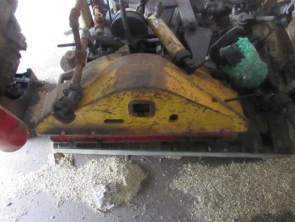 BIG SCRAP MAGNETS FOR SALE RAILROAD MACHINERY EQUIPMENT