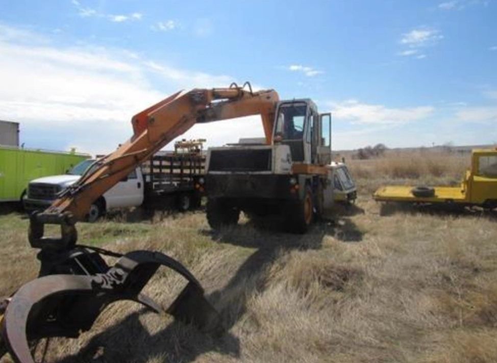 DROTT CASE CRUZ-AIR MODEL 40 EXCAVATOR